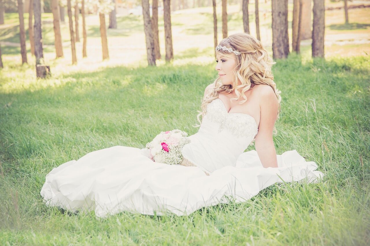 How To Keep Cool During Your June Wedding - The Park Savoy Estate